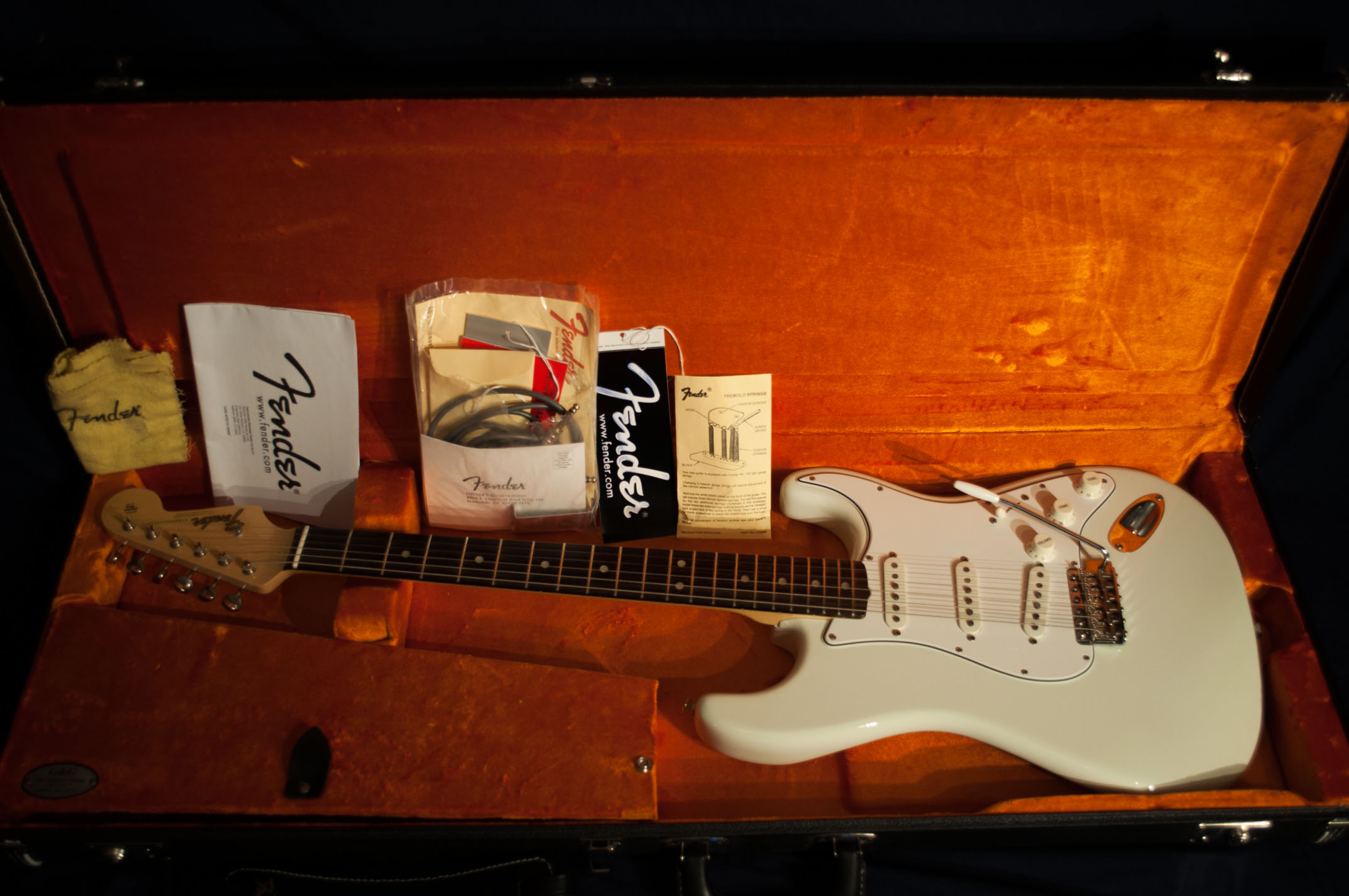 2013 Fender American Vintage ’65 Reissue Stratocaster 01.jpg – Rolly's ...